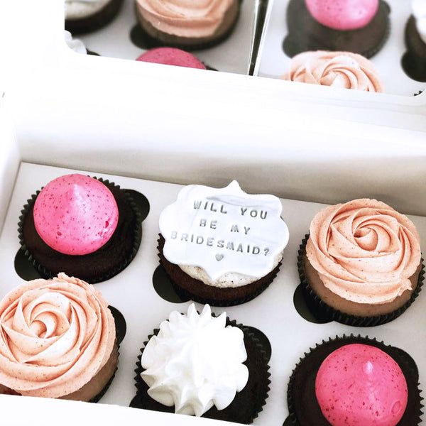 Bespoke Topper – The Cakery Hong Kong